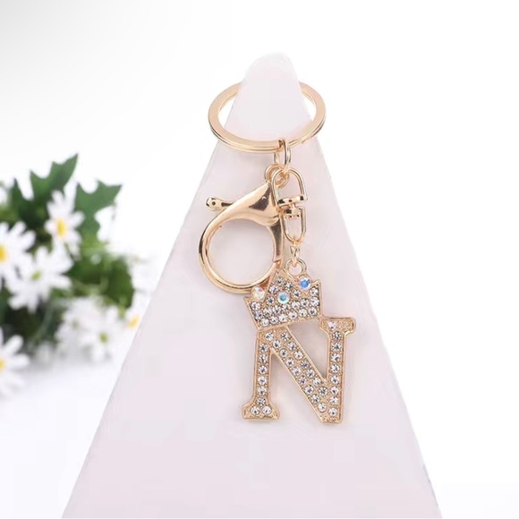 Choose one Letter | Accessories | Letter Az With Crown Keyrings Design ...